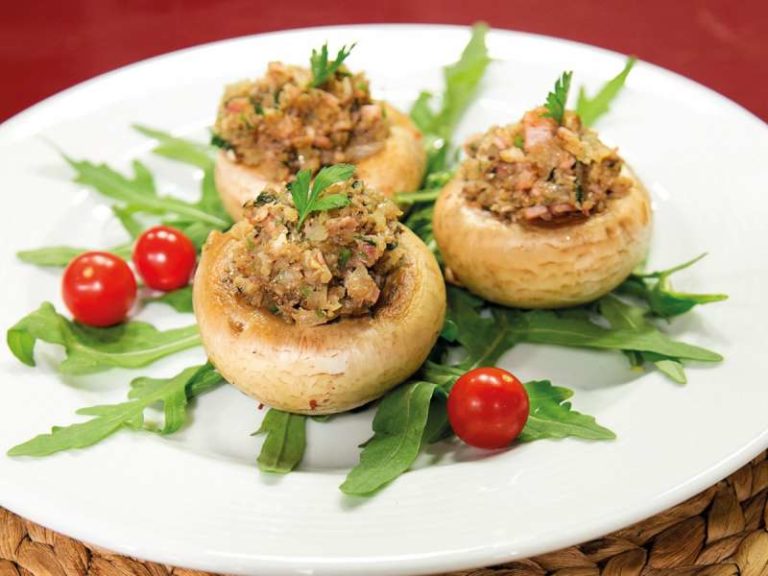 Kërpudha të mbushura - Gatime Shqiptare