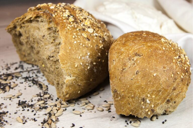 Si te bejme bukë integrale, e zezë - Gatime Shqiptare