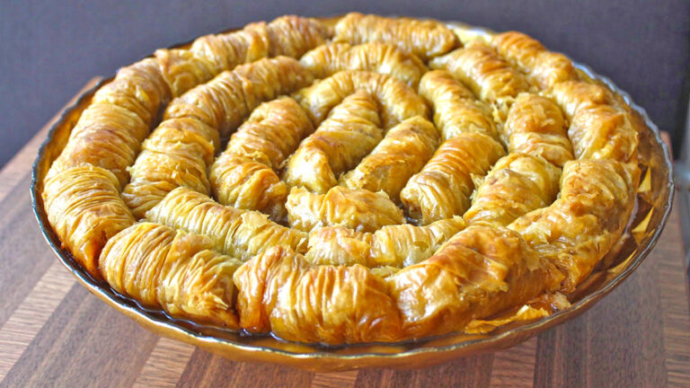 Dredhanik me arra dhe shërbet - Gatime Shqiptare